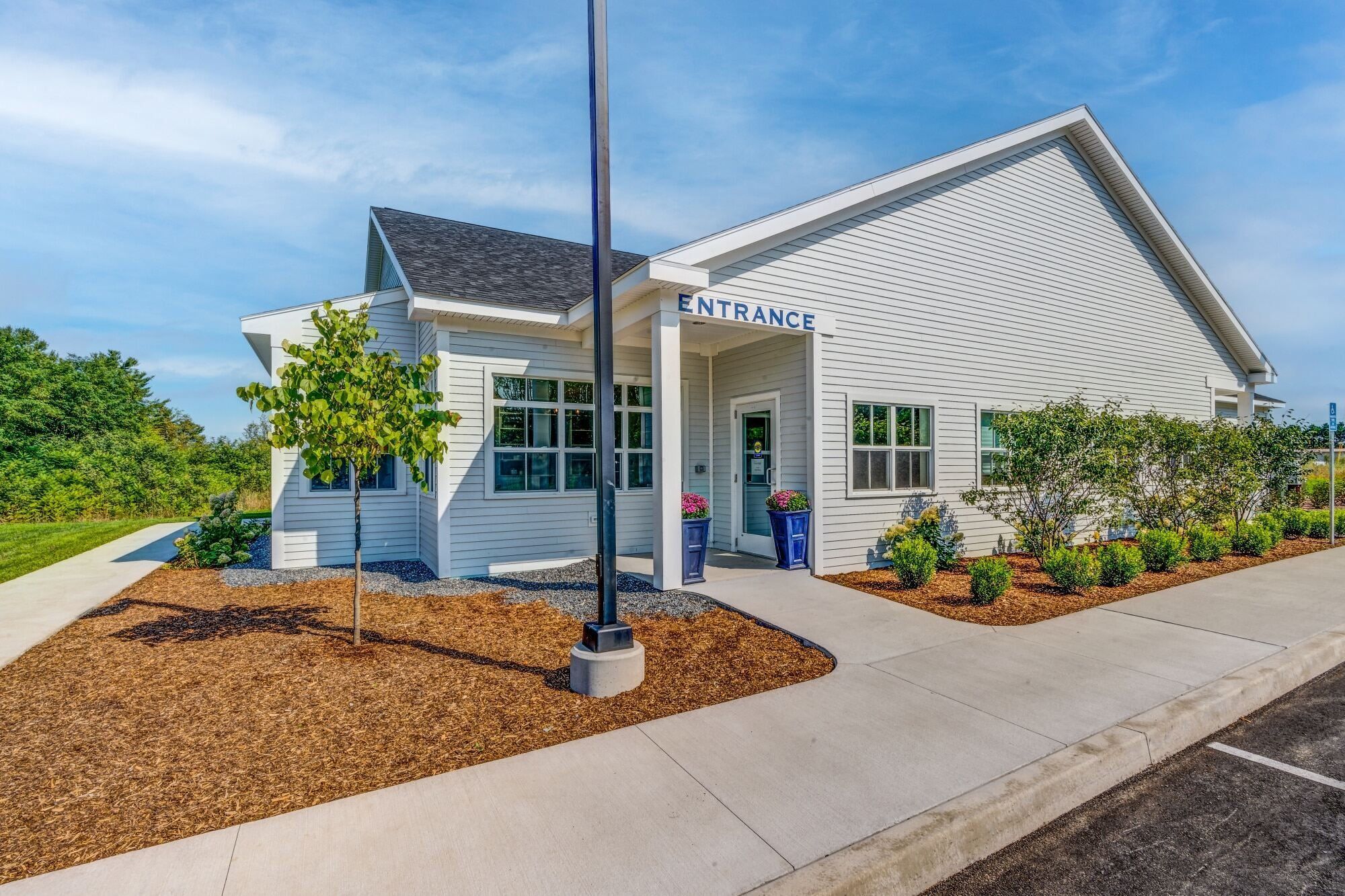 Dental Office Exteriors - Design Ergonomics